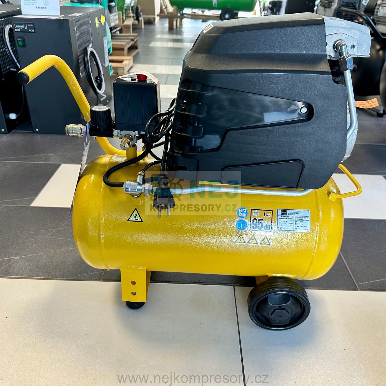 Pístový kompresor Schneider UniMaster 150-8-25 W Base | NEJ KOMPRESORY.cz