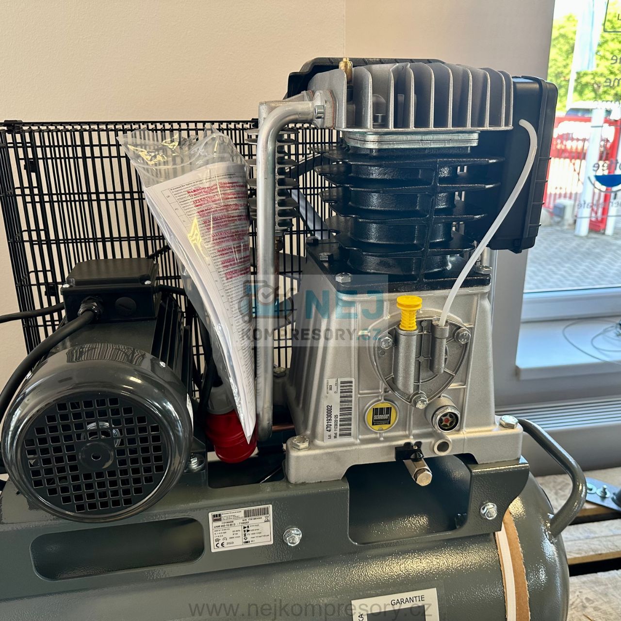 Pístový kompresor Schneider UniMaster 660-10-90 D | NEJ KOMPRESORY.cz